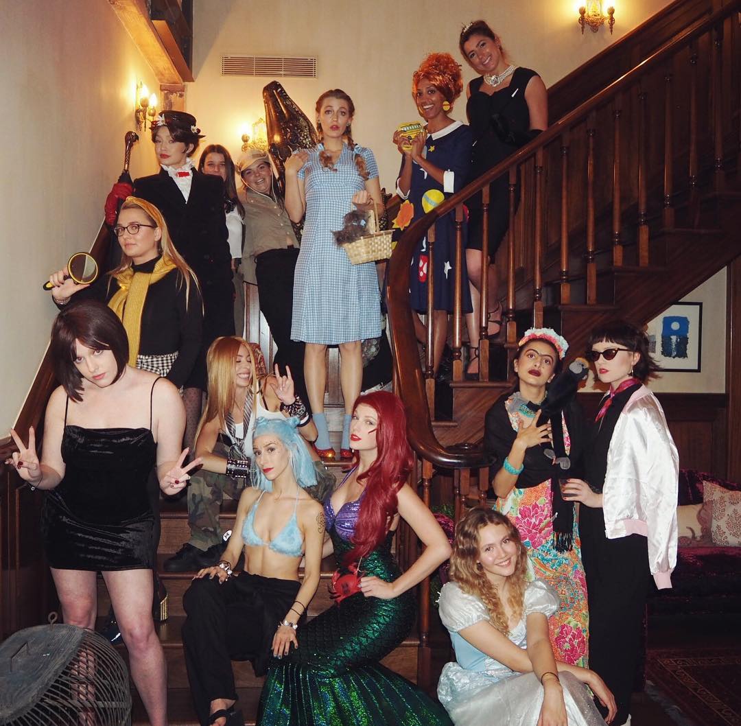 Mary Poppins, Audrey, Ariel,Ms Frizzle, Cinderella, G. - Celebrity ...